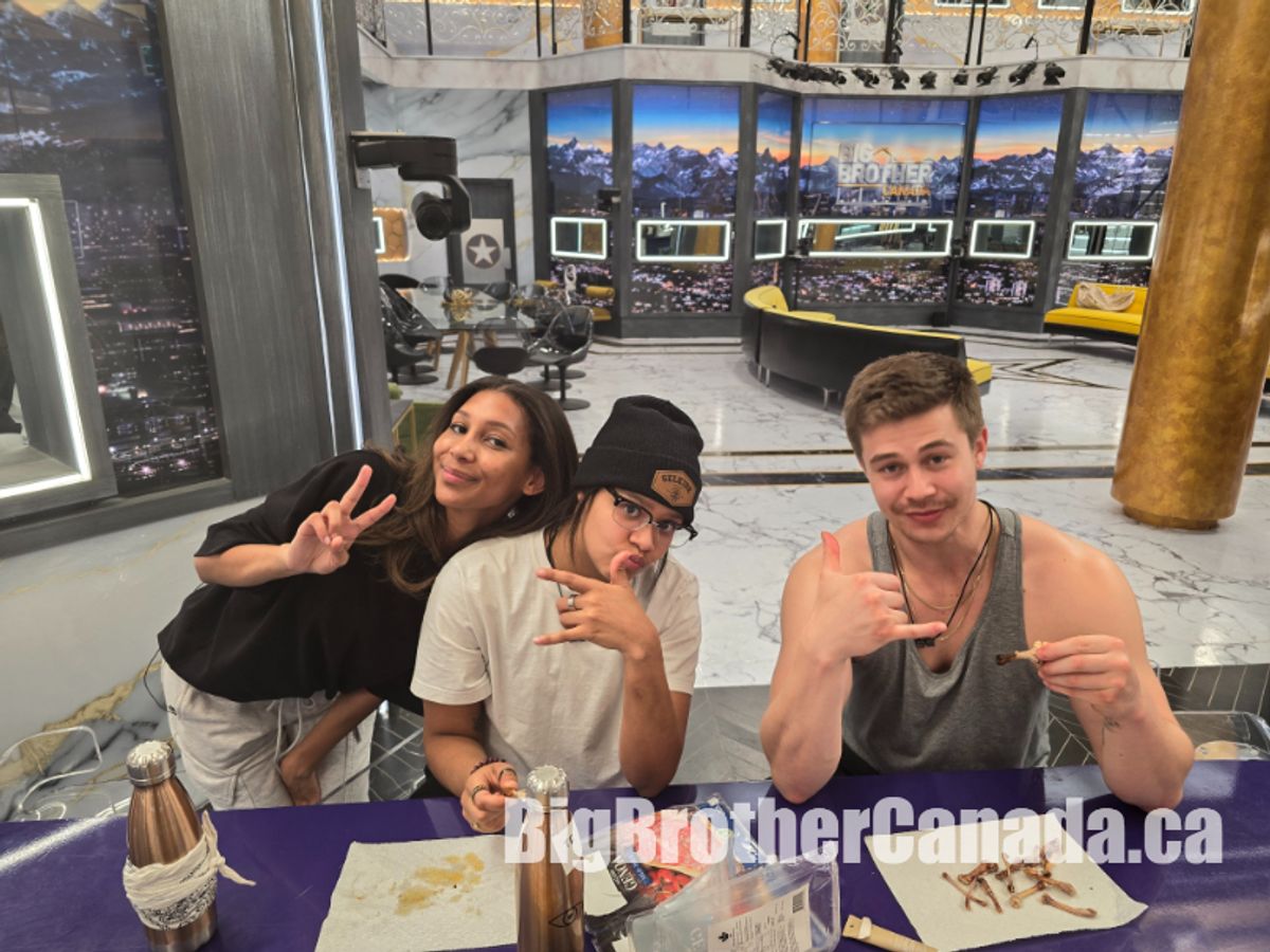 Week 4 in the BBCAN12 Studios - Big Brother Canada - Season 12 ...